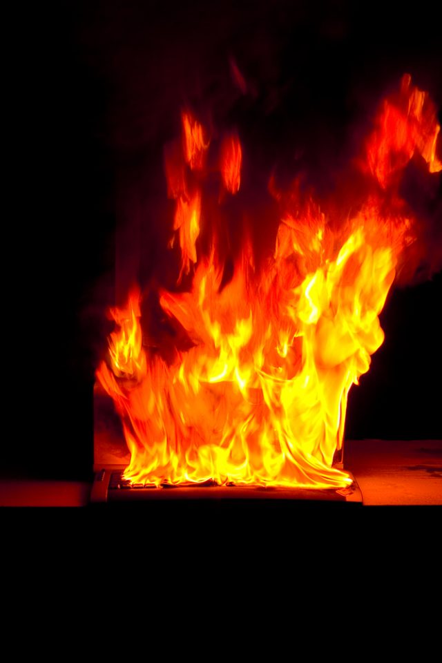 'Help! I’m trapped in a fire!' London Fire Brigade considering allowing ...