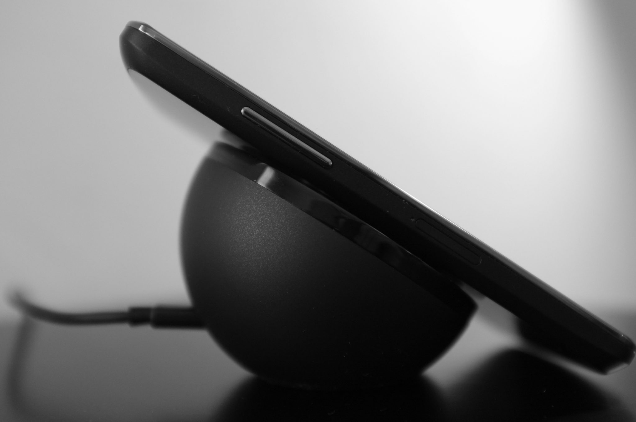 I cannot recommend Nexus 4 Wireless Charger [review] - BetaNews