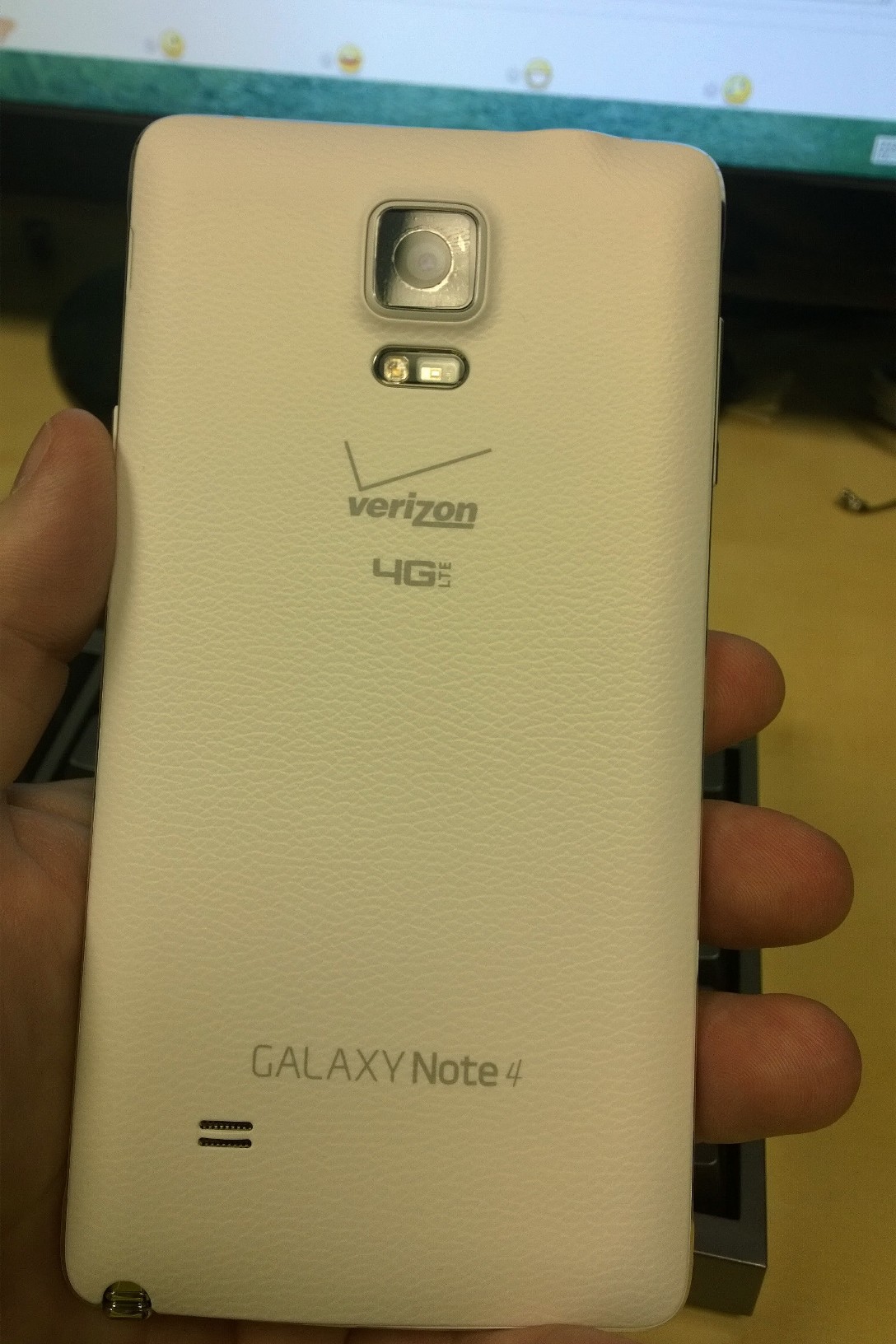 Samsung Galaxy Note 4 (Verizon) - Unboxing and first impressions - BetaNews
