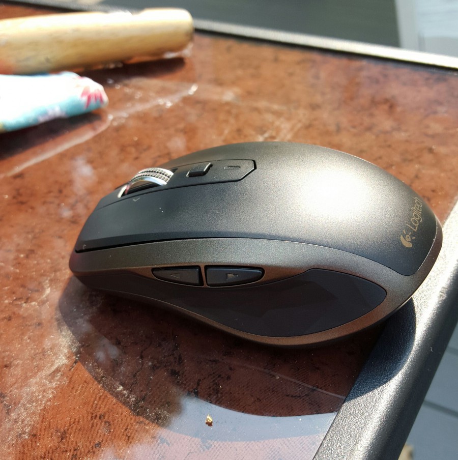 Logitech MX Anywhere 2 The Portable Mouse Of Your Dreams Review logitech-mx-anywhere-2-the-portable-mouse-of-your-dreams-review