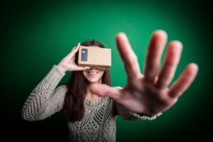 Google brings Cardboard Camera to iOS for virtual reality fun - BetaNews