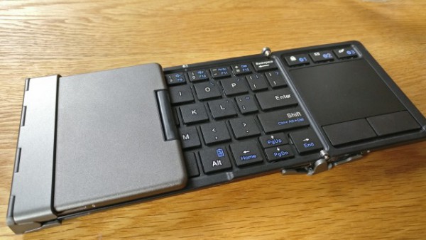 iClever Tri-folding Wireless Keyboard with Touchpad IC-BK08 [Review] - BetaNews