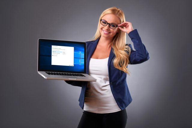 How to install Microsoft Windows Essentials tools - including Movie ...