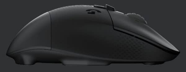 Logitech G604 LIGHTSPEED wireless gaming mouse has six thumb buttons ...