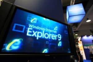 Microsoft pledges to patch Internet Explorer bug that is being actively ...