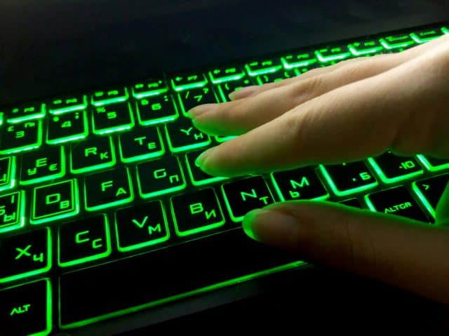 Ubuntu-based Linux Mint 20 'Ulyana' BETA is here, but the 32-bit ...