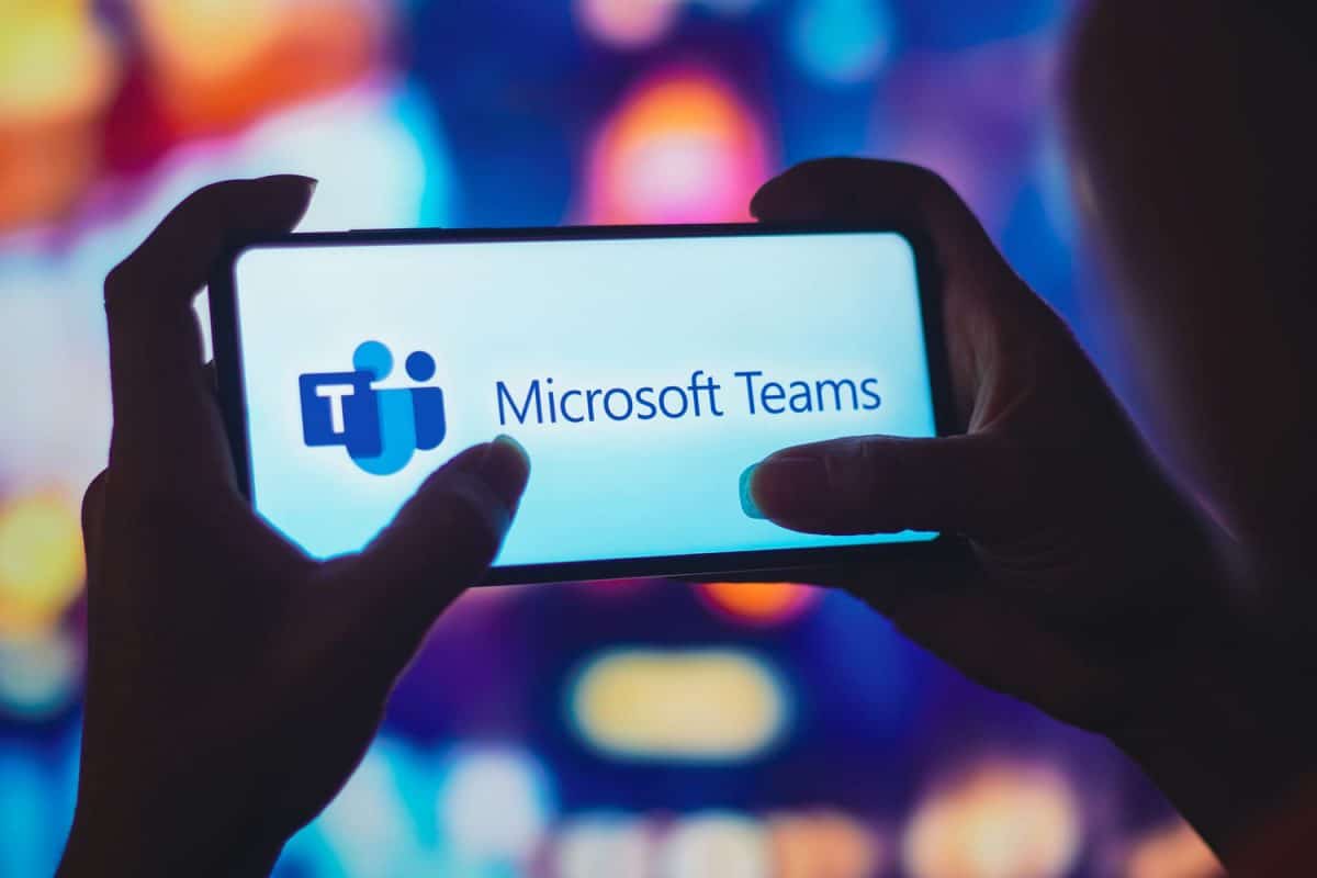 Microsoft said to be unbundling Teams from Office to avoid antitrust ...
