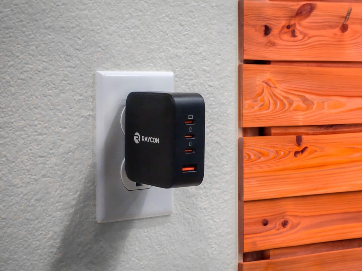 Raycon launches 100W Magic Charger with advanced GaN technology - BetaNews