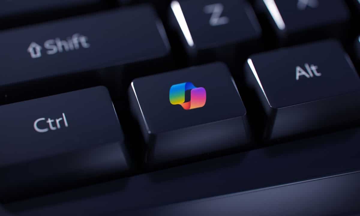 Microsoft launches Windows 11 24H2 for Copilot+ PCs, creating a ...