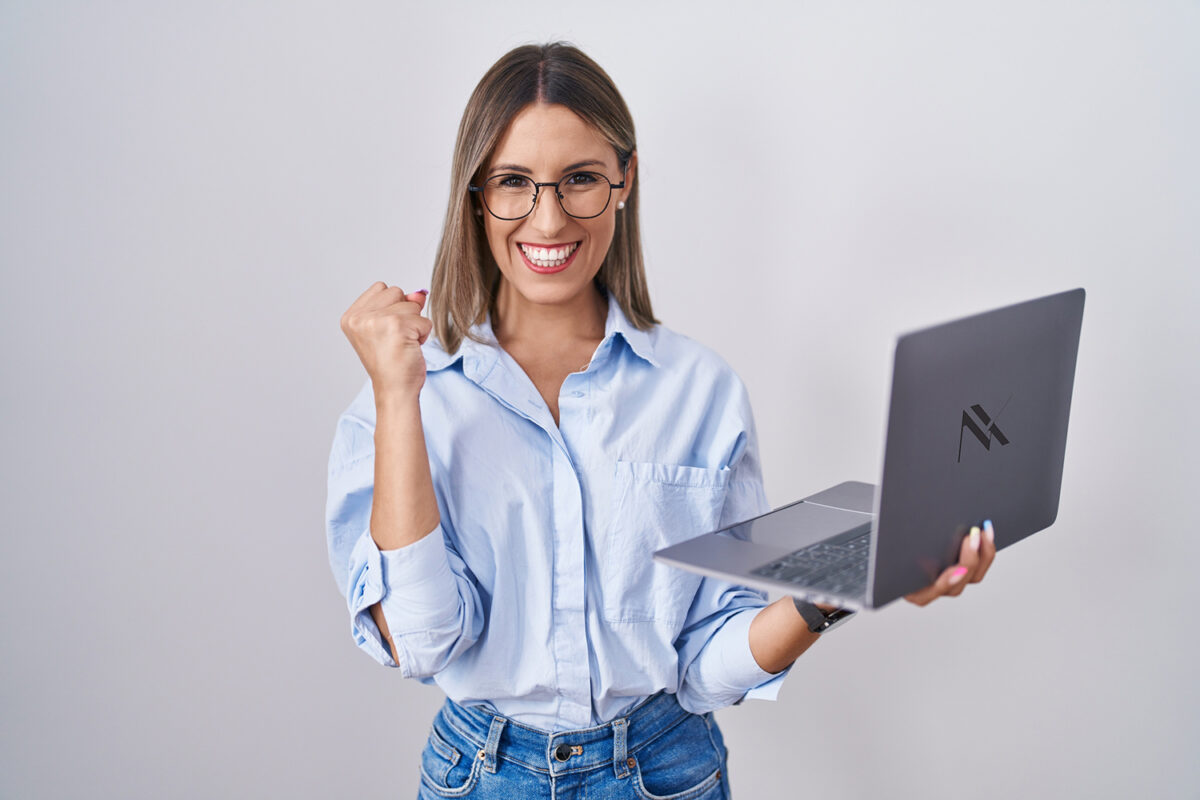 Stylish Windows 11 replacement Nitrux is about to solve a big app ...