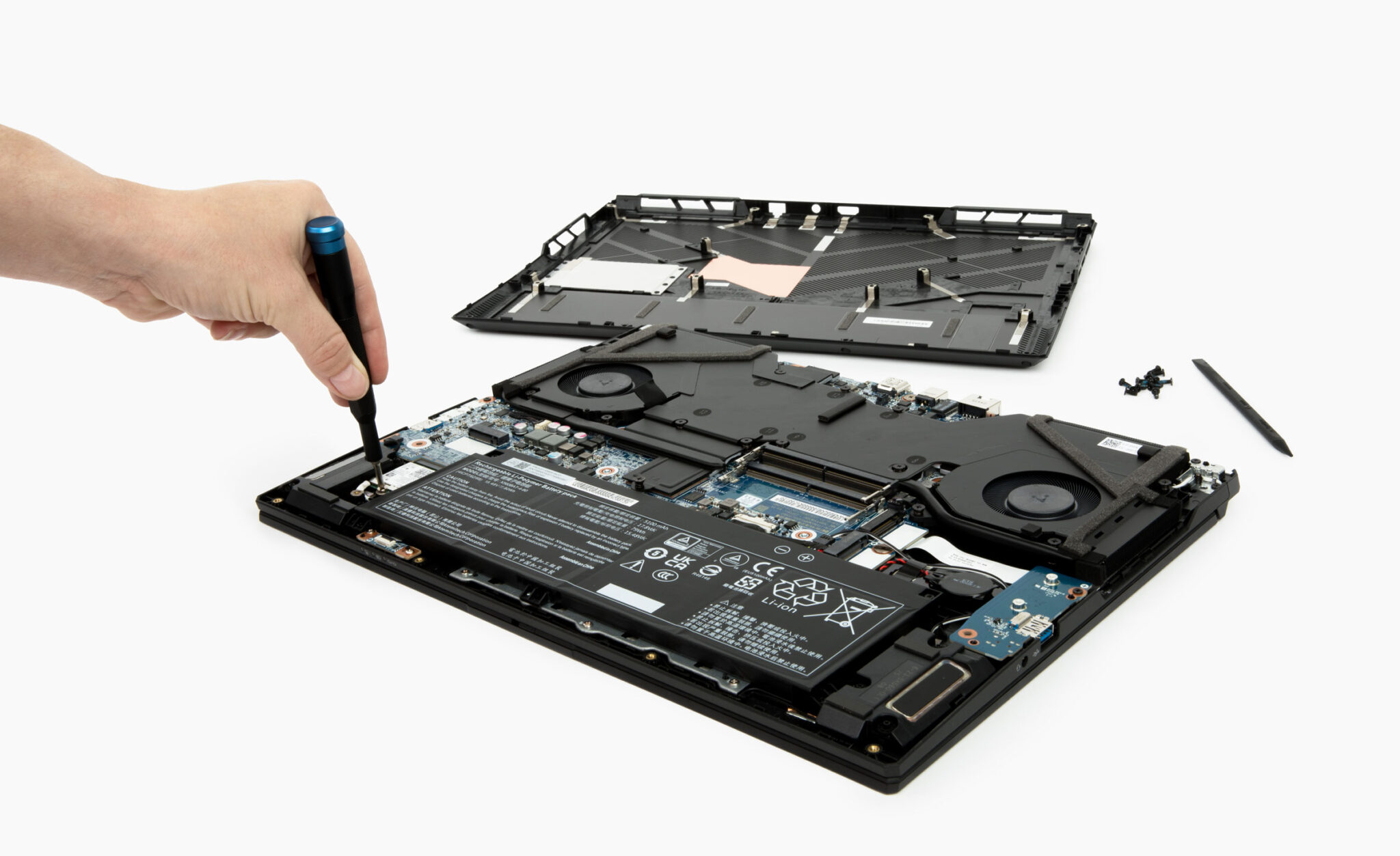 System76 Serval WS Linux laptop gets NVIDIA RTX 5070 Ti and 240Hz ...